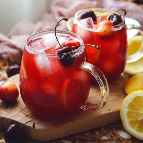 Fresh Cherry Lemonade Recipe (2 Easy Ways)