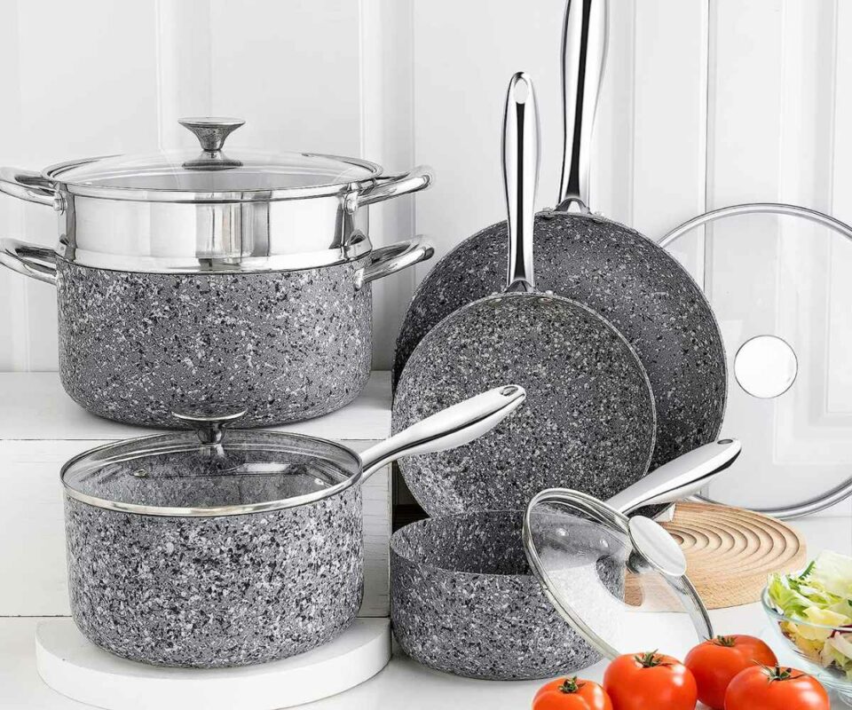 Choosing The Healthiest Cookware With Safest Materials